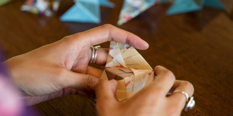How to Start Crystal Business | 10 Things to Know