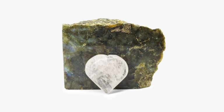 8 Best Body Crystals And Skin Crystals to Look Beautiful And Powerful